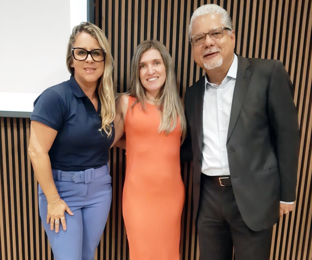 CSP-MG vai ao lançamento de nova solução da Seguros Unimed | CSPMG